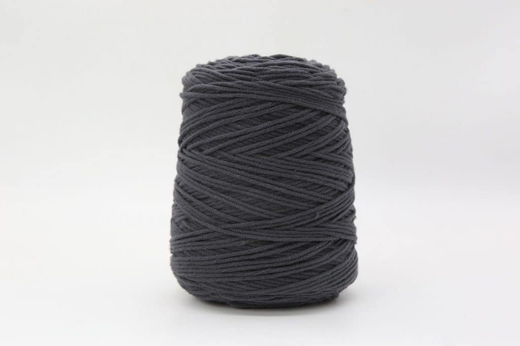 No1 Best Deep Grey Color Yarn for Rug Tufting | Urban Tufting
